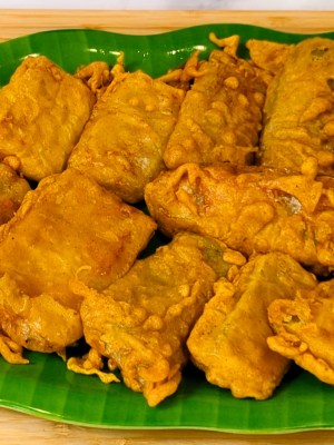 Buu Thee Kyaw: Crunchy Burmese Fritter - Burmawala Kitchen